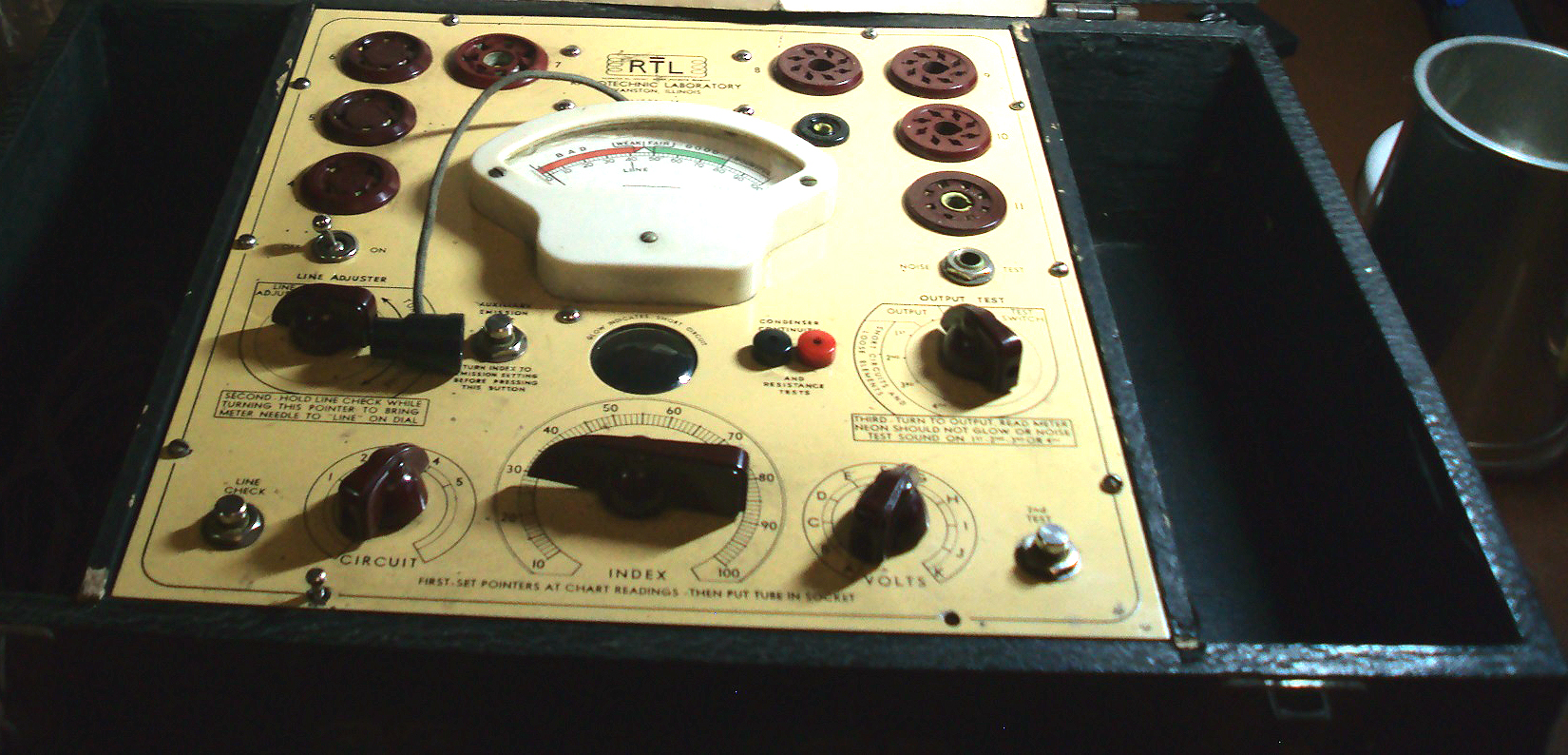 antique radio test instruments at The Museum of Yesterday